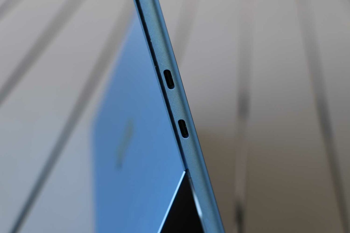 Test Microsoft Surface Pro 11 : on change de dimension avec l'OLED et ...