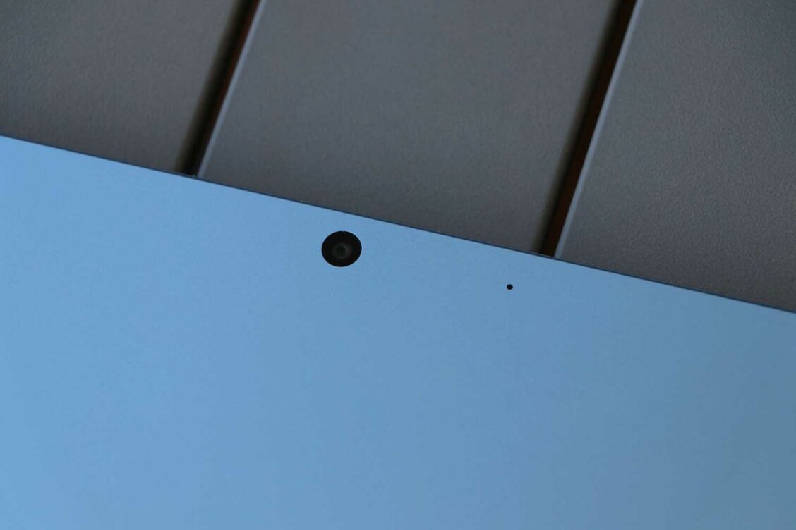 Test Microsoft Surface Pro 11 : on change de dimension avec l'OLED et ...