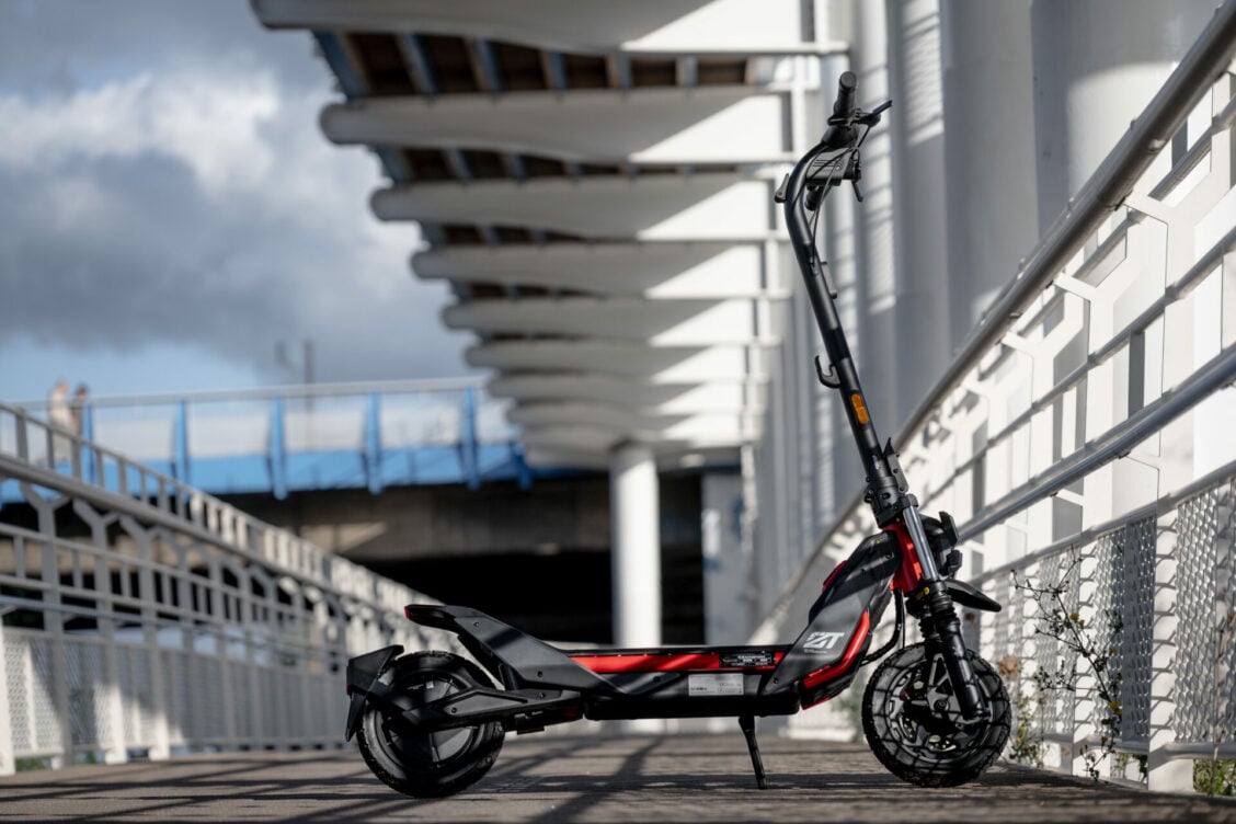 Essai de la trottinette électrique Segway Ninebot ZT3 Pro E : un engin ...