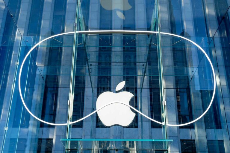 Il y a 49 ans naissait une petite entreprise dans un garage : Apple ...