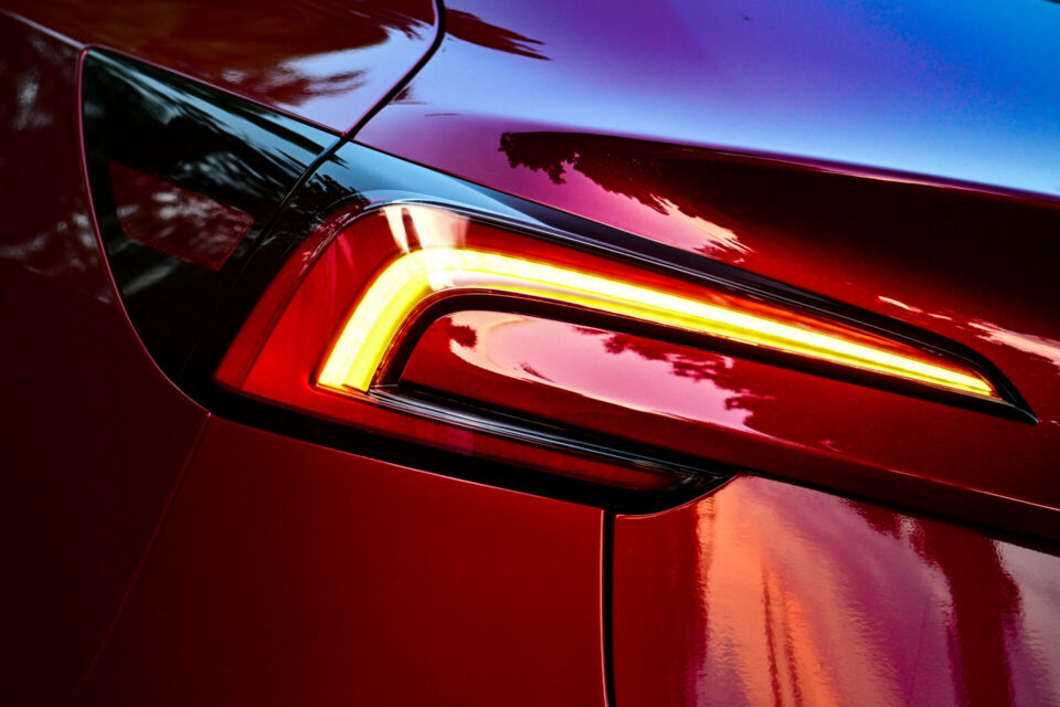 Essai Tesla Model 3 "Highland" Propulsion Rouge Ultra : elle agace ...
