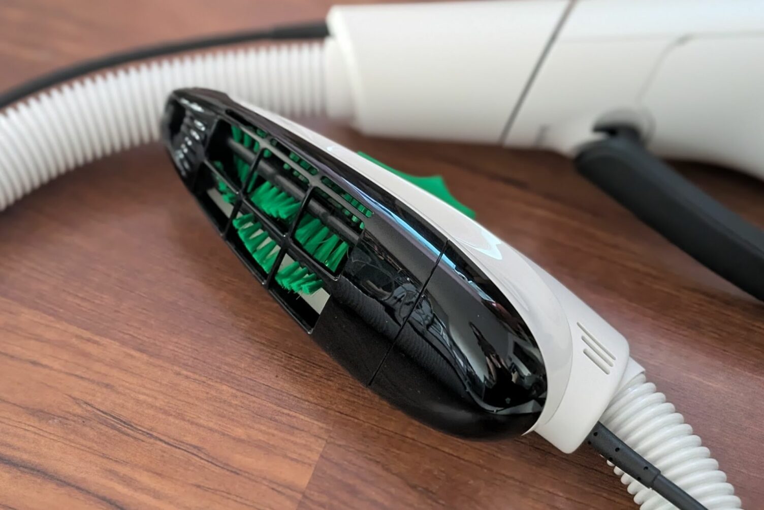 Test Kobold VK7 : le Thermomix des aspirateurs existe, mais vaut-il ...
