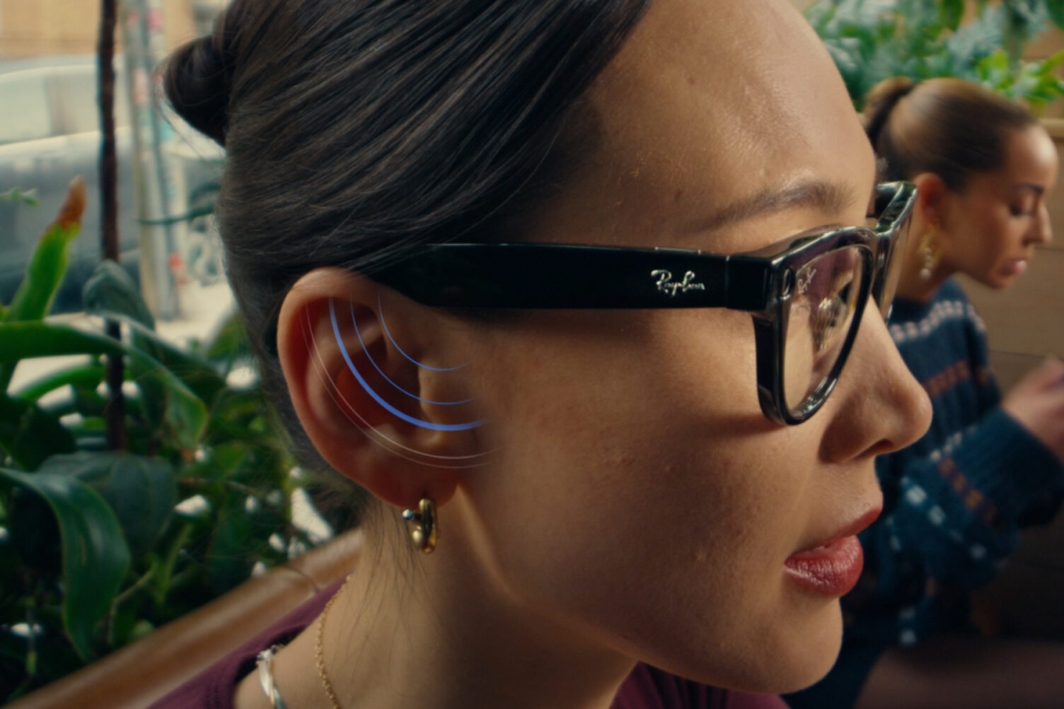 Meta active le « mode conversation » sur ses lunettes connectées, pour ...