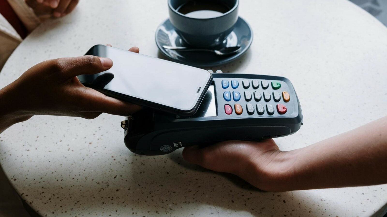 Apple Pay : attention à ce changement qui impacte les clients de ces ...