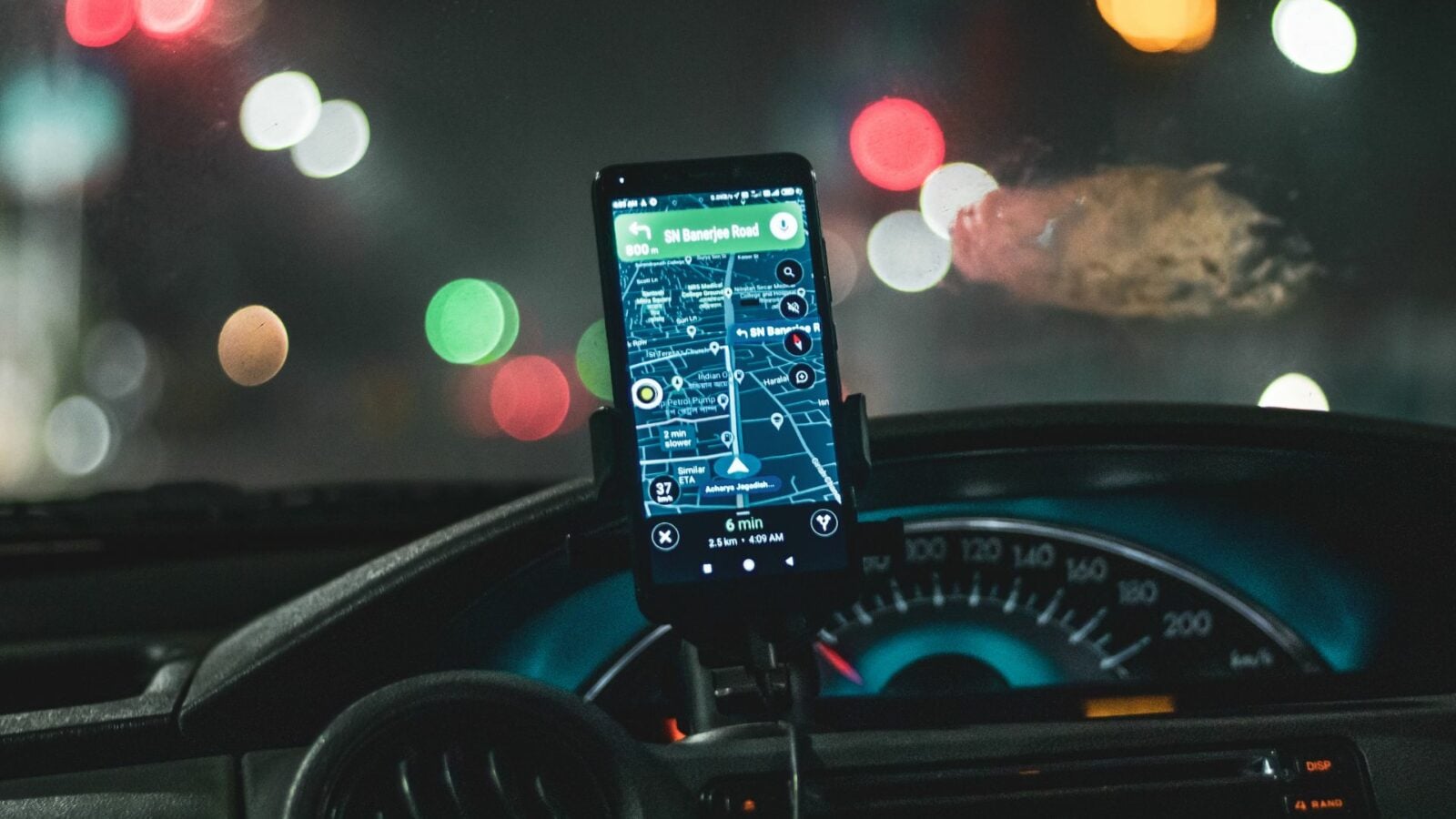 L'URSSAF réclame 1,7 milliard d'euros à Uber France pour travail dissimulé