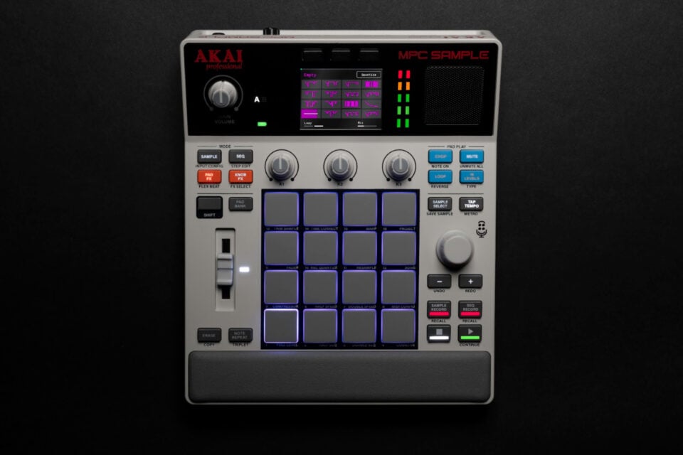 Akai MPC Sample : une petite groovebox qui vous suit partout