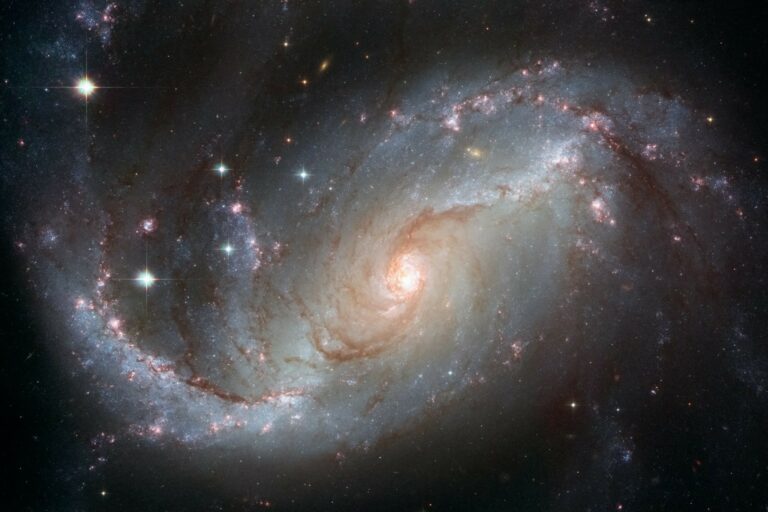 Des astronomes détectent un système stellaire rarissime : quatre ...