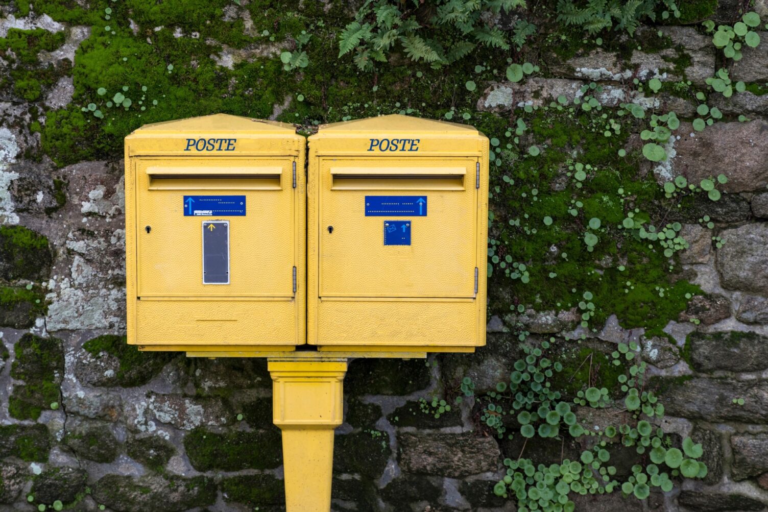 La Poste enterre les boîtes aux lettres, voici ce qui les remplace