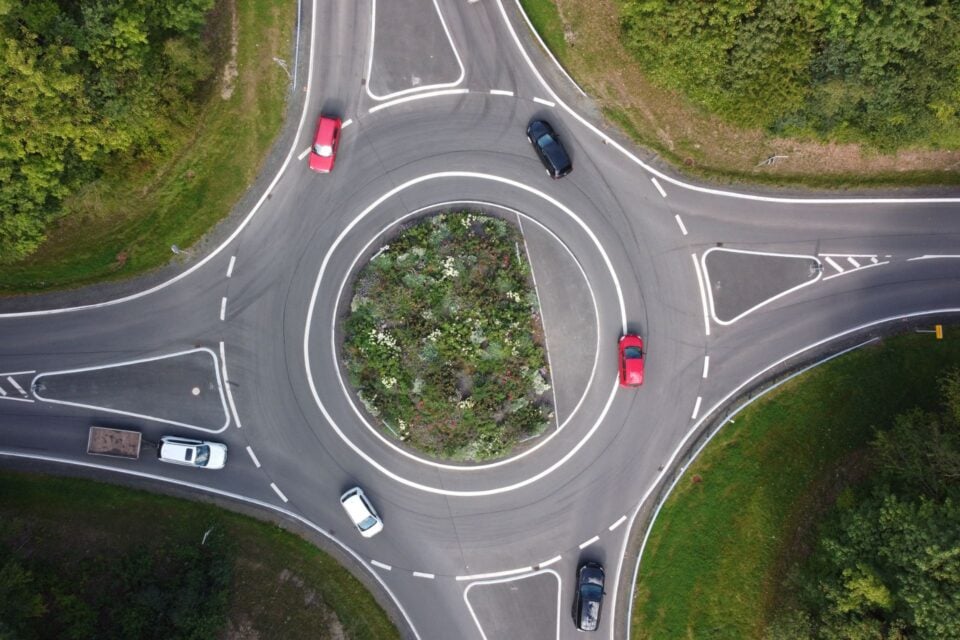 Rond-point ou carrefour giratoire : personne ne connaît la différence ...