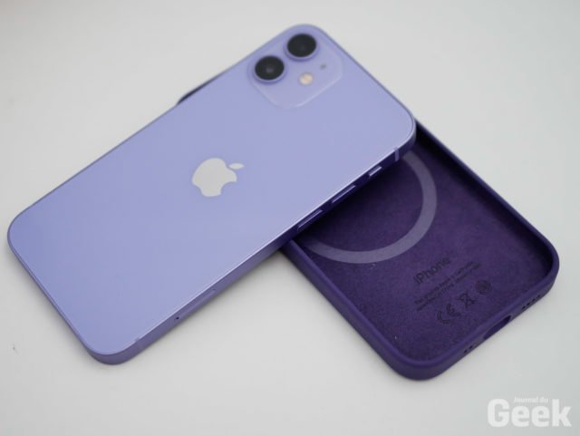 Prise en main : Apple iPhone 12 mini et iPhone 12 en version mauve