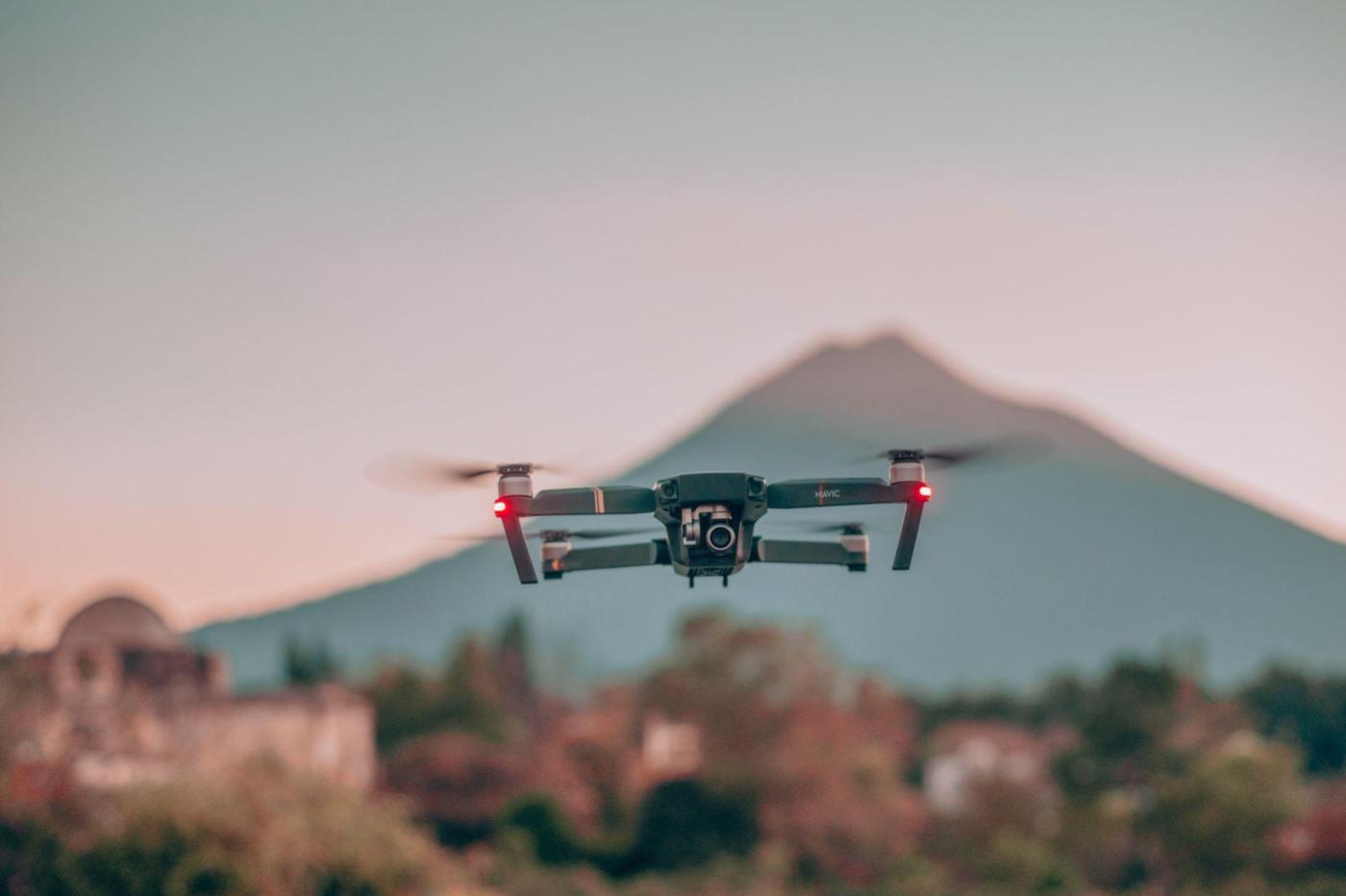 Israel aurait déployé le premier essaim de drones militaires