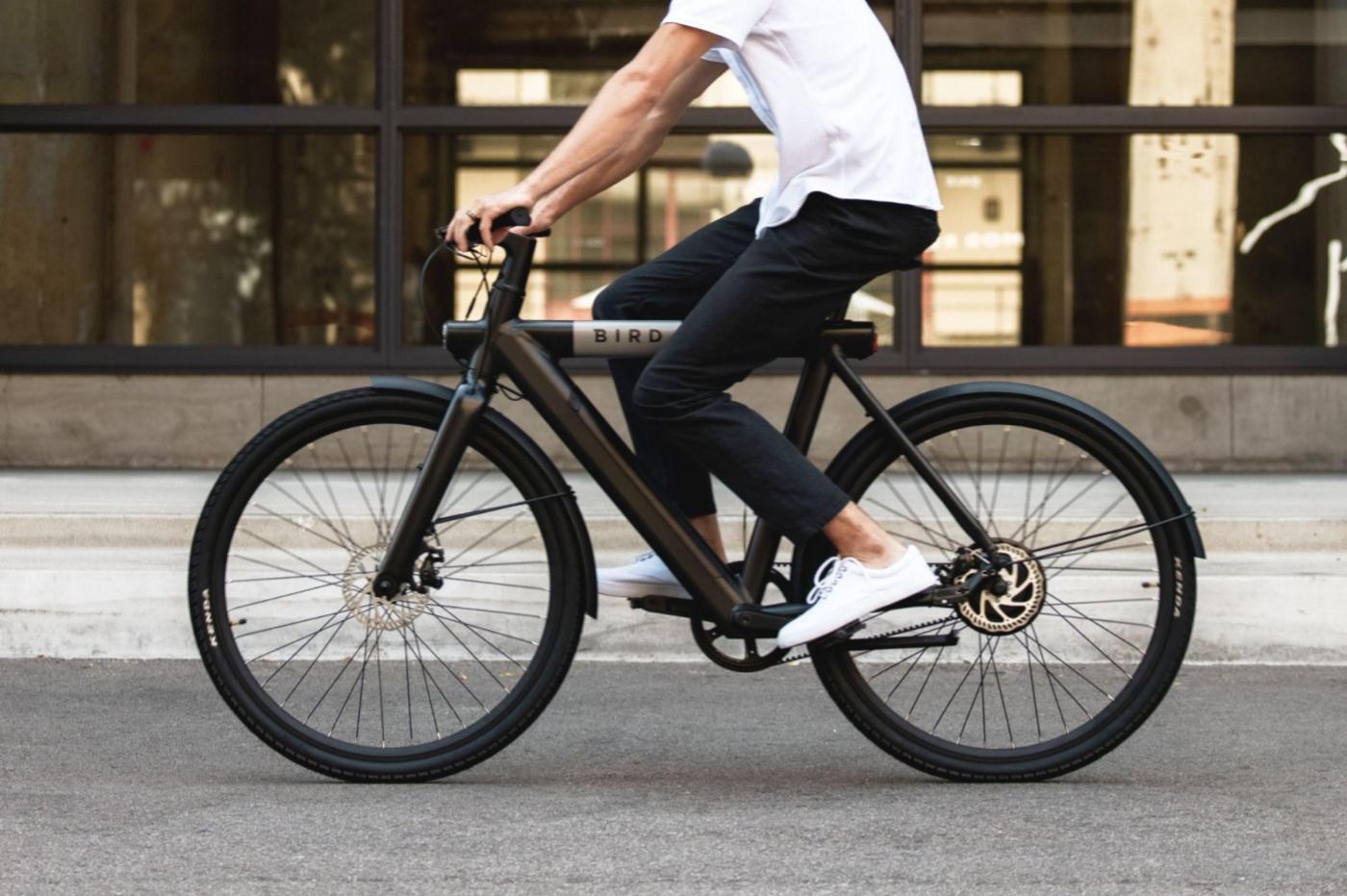 Bird dévoile son premier vélo électrique individuel
