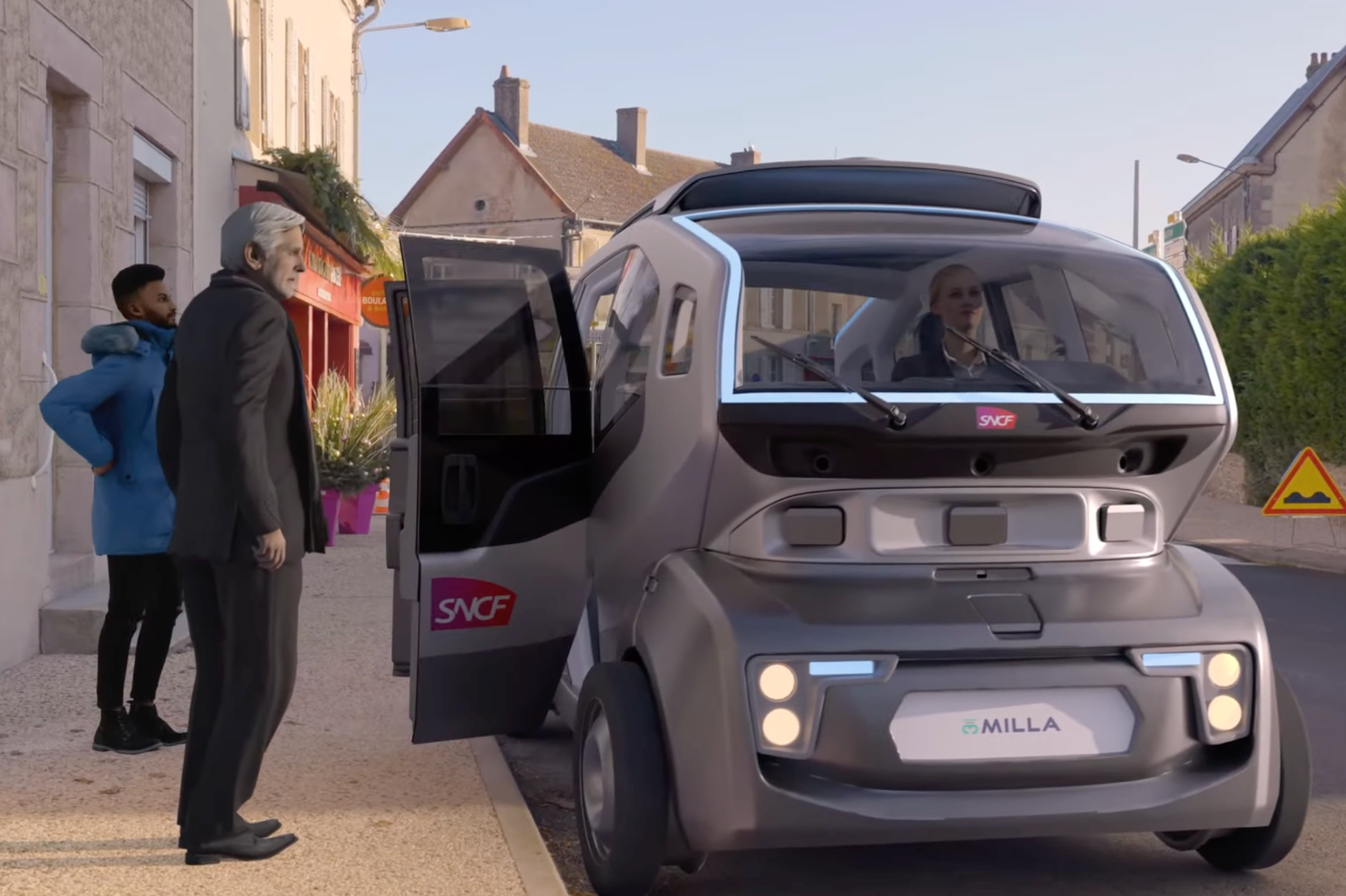 Flexy : une navette de la SNCF qui roule sur la route… et les rails