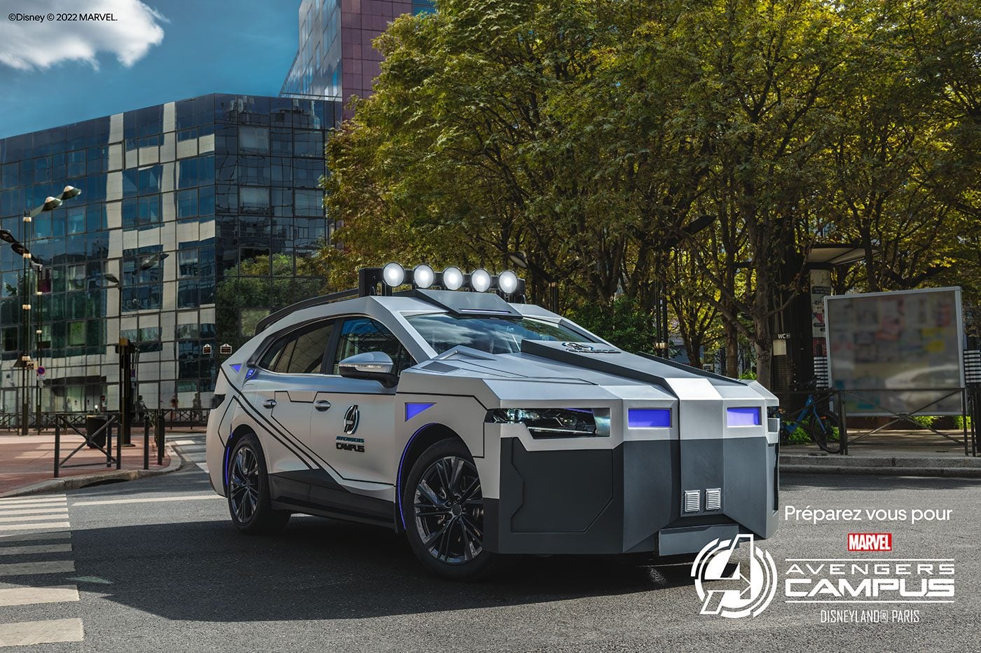 Vous pouvez avoir la chance de tomber sur cette voiture Avengers lors d ...